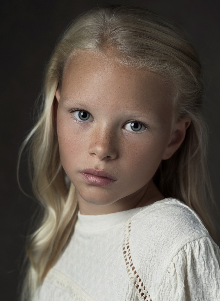 Mila VDP | Network Model Agency